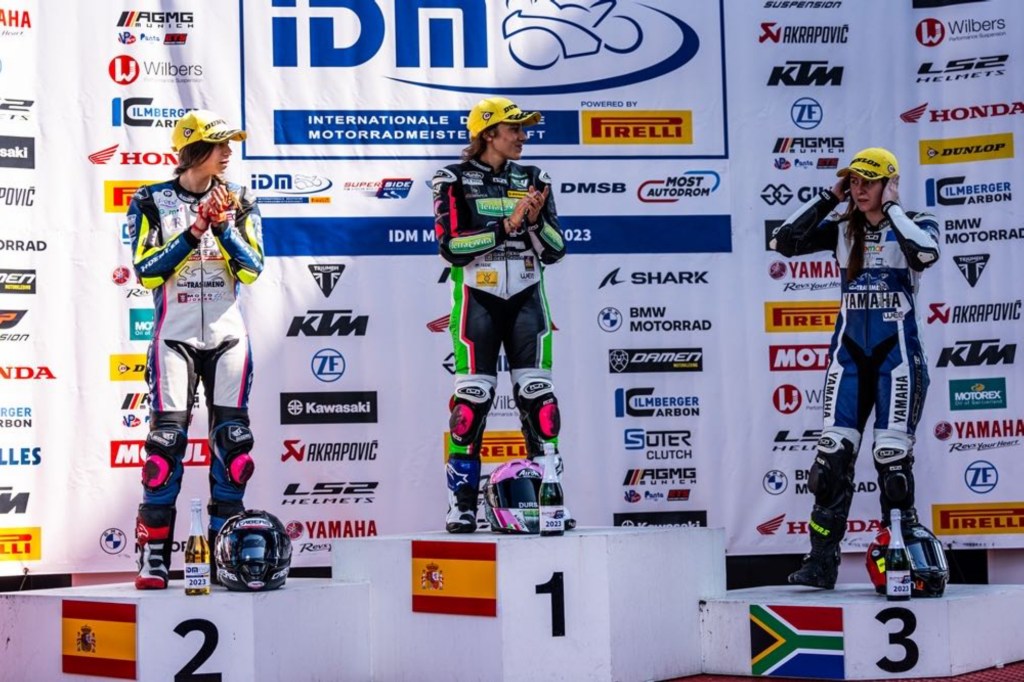 I Will Give My 100% – WorldWCR Series Vol. 1 Jessica Howden – Paddock ...